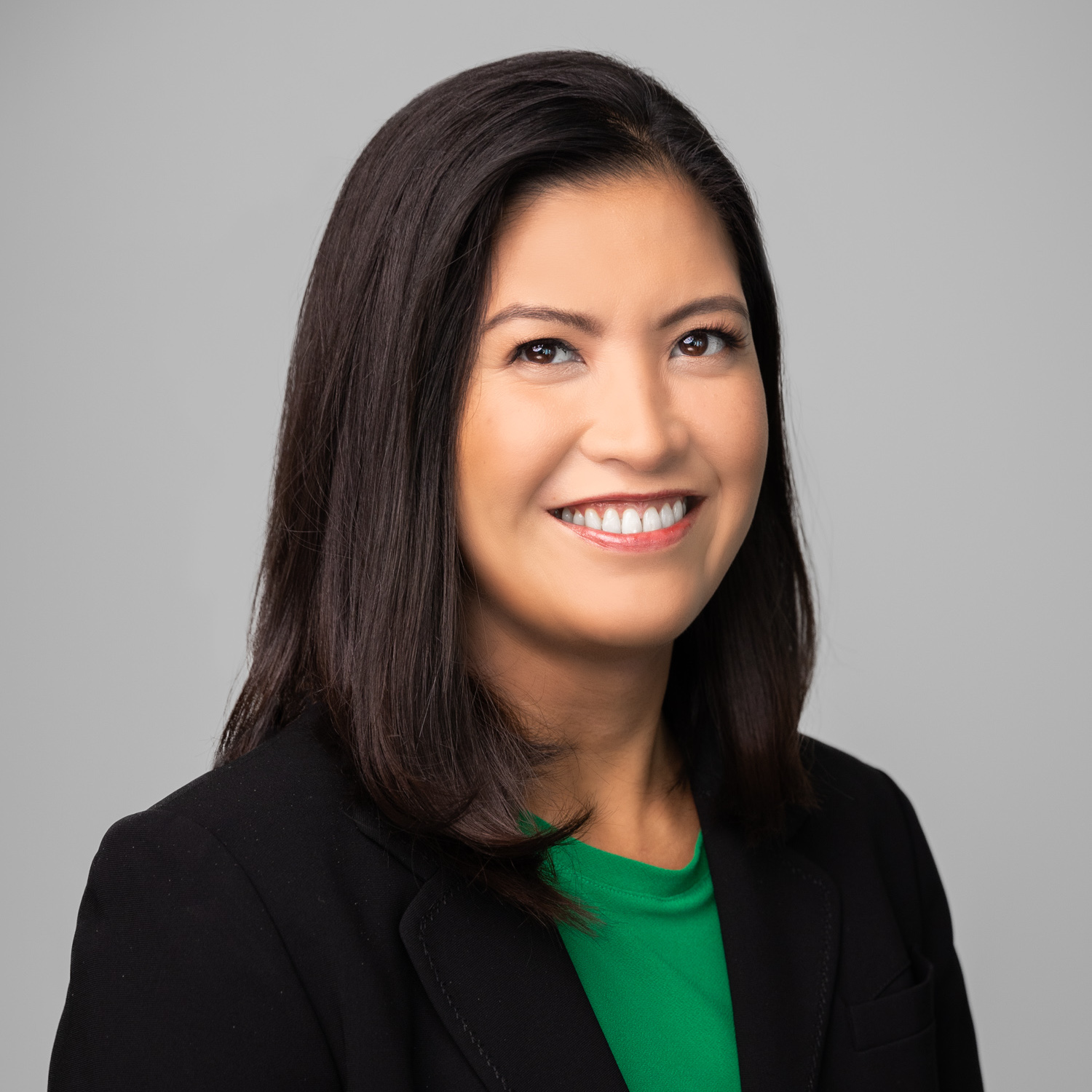 Dr. Nicole Basa, M.D. - Best Bariatric Surgeons