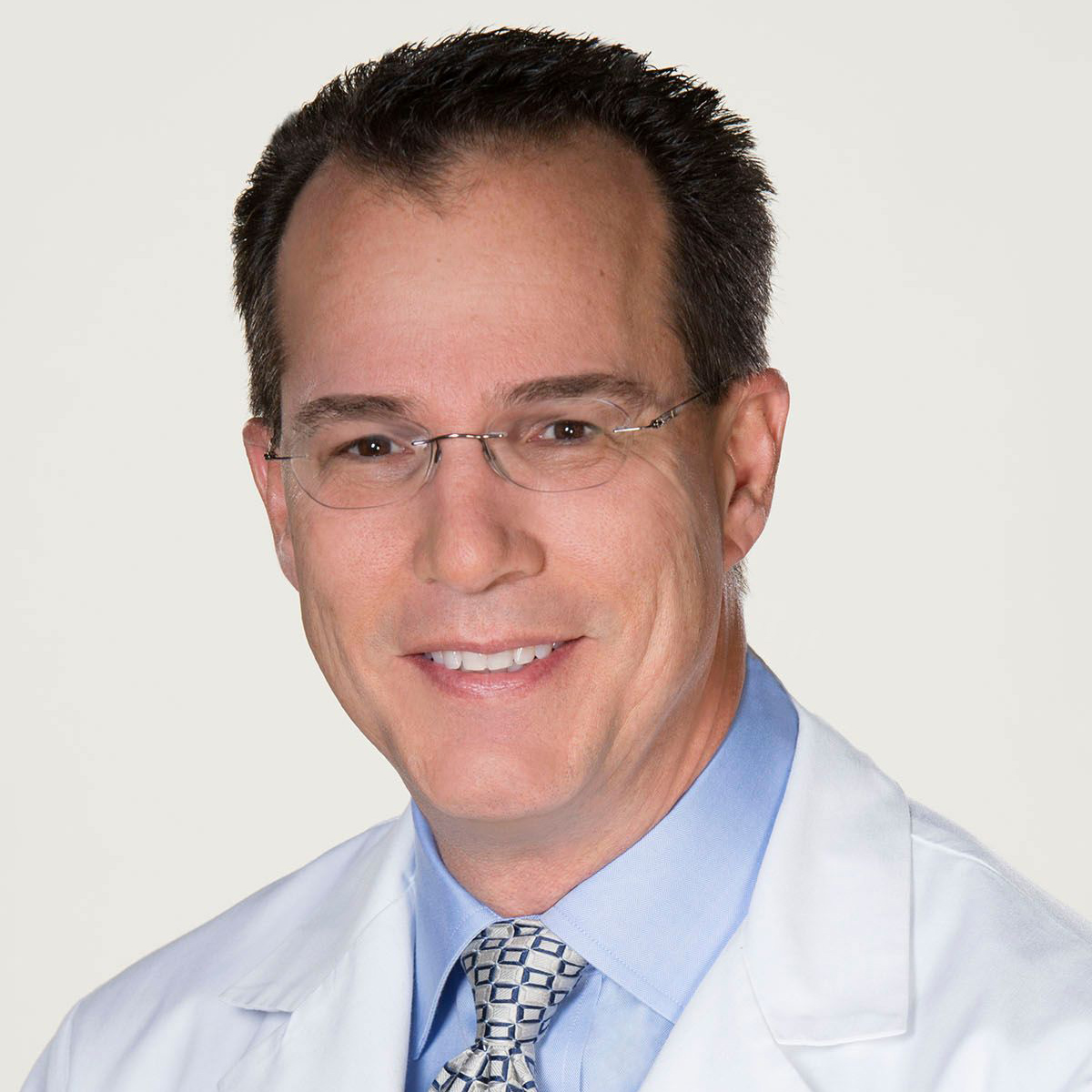 DR. MICHAEL PETERS JR., M.D. - Best Bariatric Surgeons